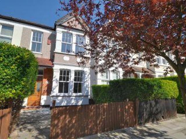3 Bedrooms for sale in Curzon Road, London W5