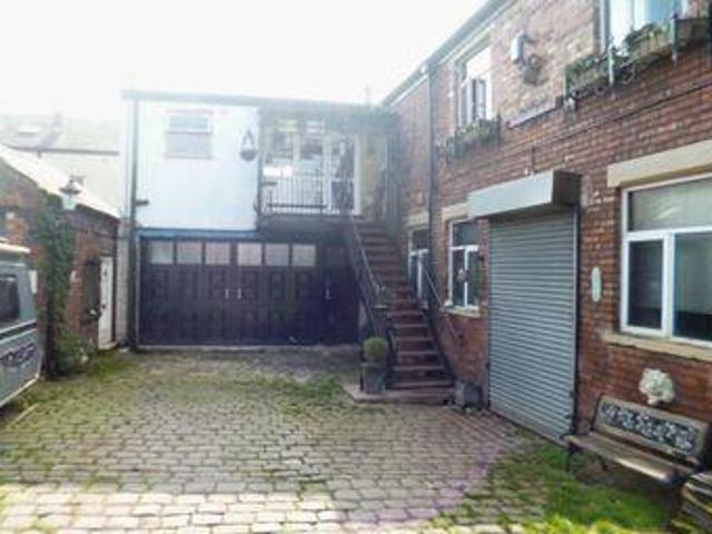 3 Bedrooms for sale in Canal Street, Hyde SK14