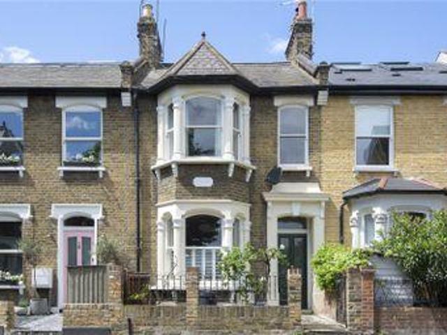 3 Bedrooms for sale in Chelmer Road, London E9