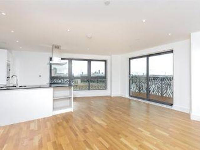 3 Bedrooms for sale in Cityview Point, 139 Leven Road, London E14