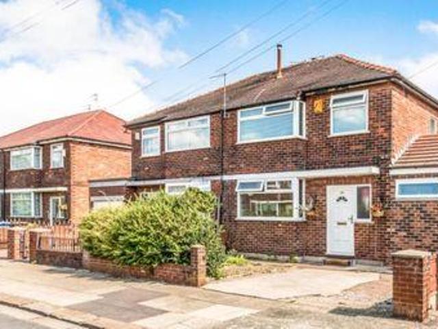 3 Bedrooms for sale in Clandon Avenue, Eccles, Manchester, Greater Manchester M30