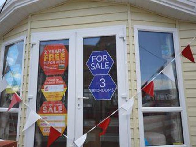 3 Bedrooms for sale in Faversham Road, Seasalter, Whitstable CT5