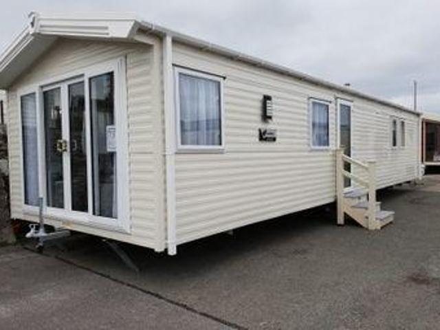 3 Bedrooms for sale in Foryd Rd, Rhyl LL18