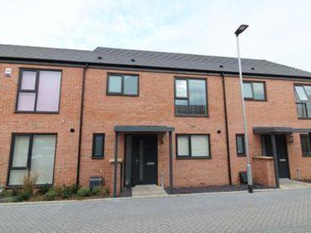 3 Bedrooms for sale in Fox Lane, Allerton Bywater, Castleford WF10