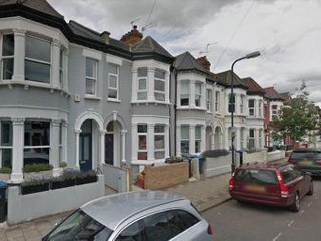 3 Bedrooms for sale in Glengall Road, London, London NW6