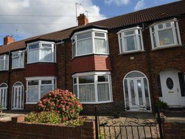 3 Bedrooms for sale in Grammar School Road, Hull HU5
