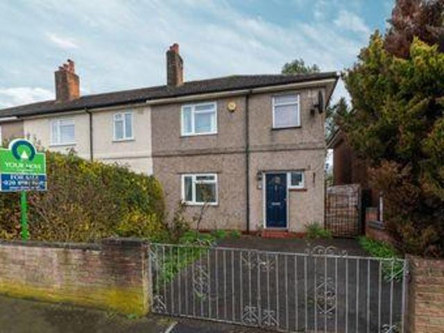 3 Bedrooms for sale in Hall Road, Chadwell Heath, Essex RM6