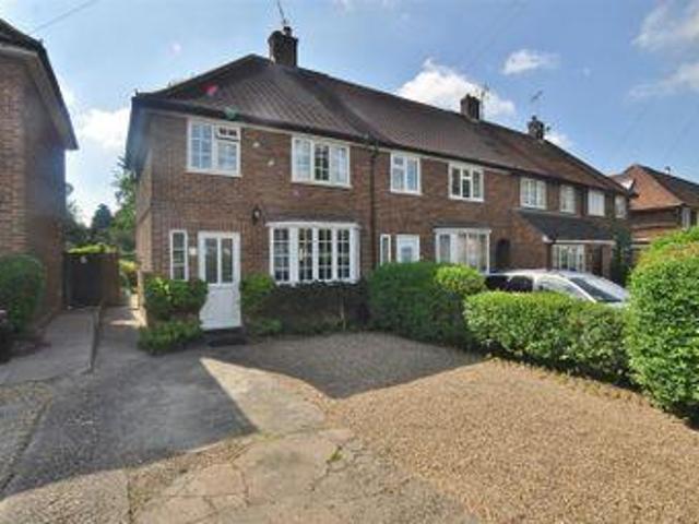 3 Bedrooms for sale in Hampden Road, Hitchin SG4