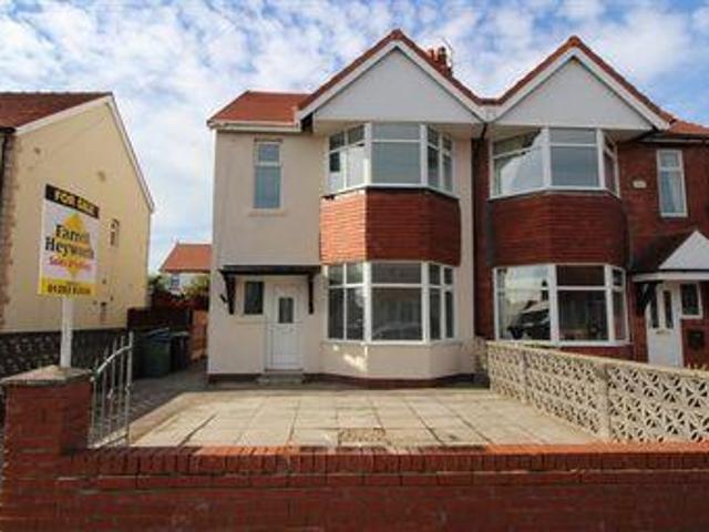 3 Bedrooms for sale in Henley Avenue, Thornton Cleveleys FY5