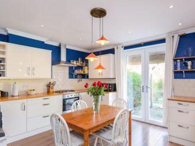 3 Bedrooms for sale in Kingsway West, York YO24