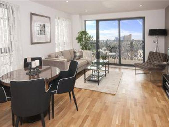 3 Bedrooms for sale in Leven Road, London E14