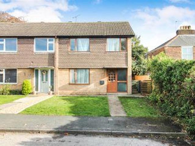 3 Bedrooms for sale in Paddock Court, Driffield YO25