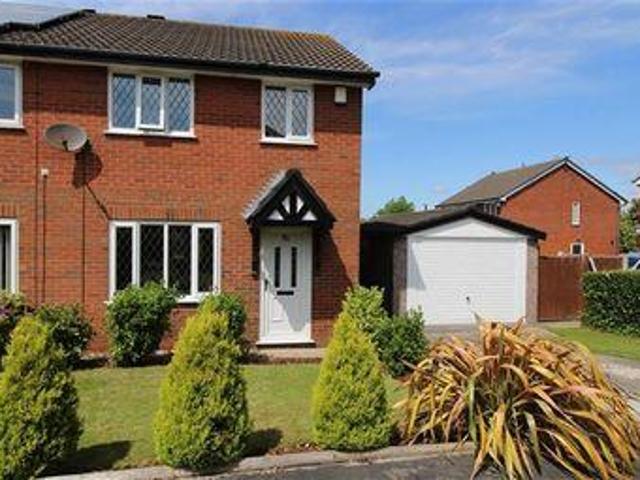 3 Bedrooms for sale in Parkside, Preston PR2