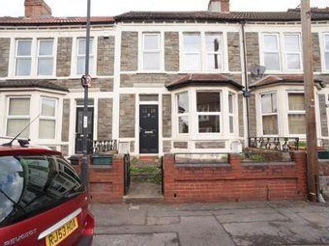 3 Bedrooms for sale in Pendennis Park, Brislington, Bristol BS4