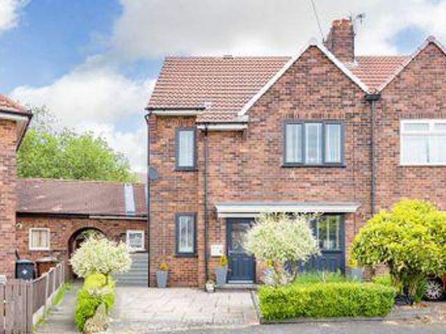 3 Bedrooms for sale in Pinewood Crescent, Orrell, Wigan WN5