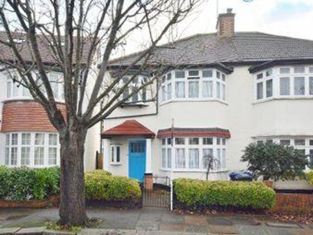 3 Bedrooms for sale in Ramillies Road, London W4