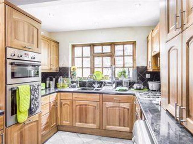 3 Bedrooms for sale in Ravensworth Road, Kensal Green NW10