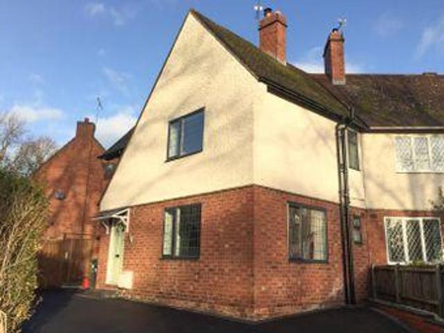 3 Bedrooms for sale in St. Laurence Avenue, Warwick CV34