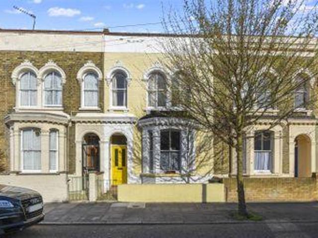 3 Bedrooms for sale in Strahan Road, London E3