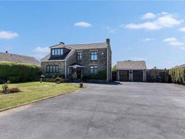 3 Bedrooms for sale in Syke Road, Tingley, Wakefield, West Yorkshire WF3