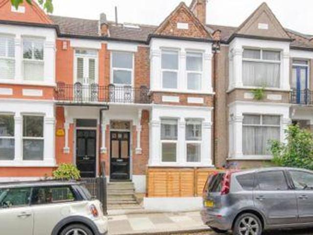 3 Bedrooms for sale in Sylvester Road, London N2