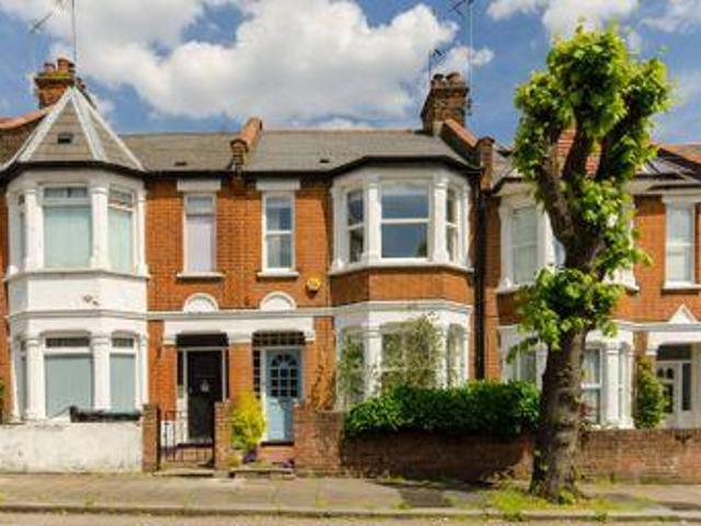 3 Bedrooms for sale in Solway Road, Wood Green, London N22