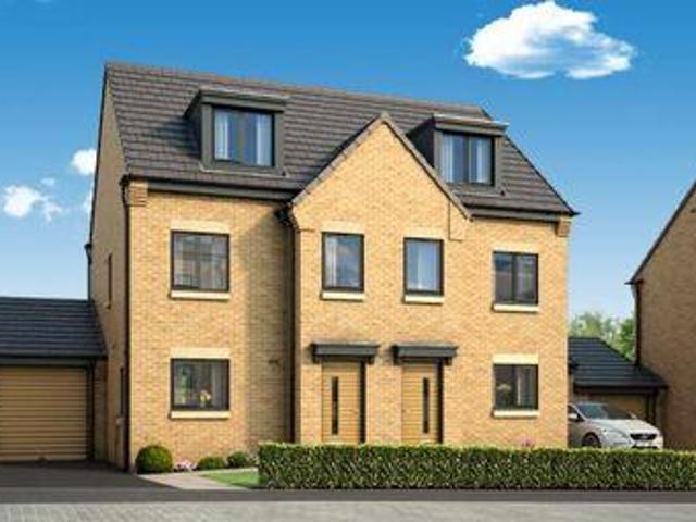 3 Bedrooms for sale in ´´The Berkshire At Serene´´ at York Road, Leeds LS14