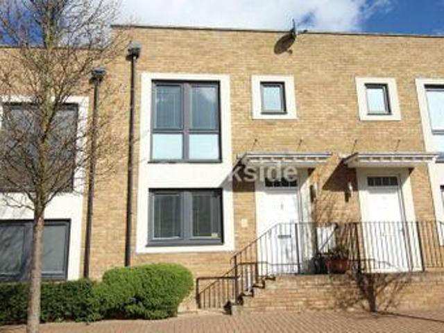 3 Bedrooms for sale in The Fort, Rochester ME1