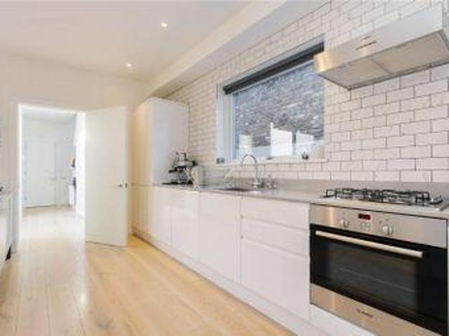 3 Bedrooms for sale in Thyme Walk, Dunlace Road, London E5
