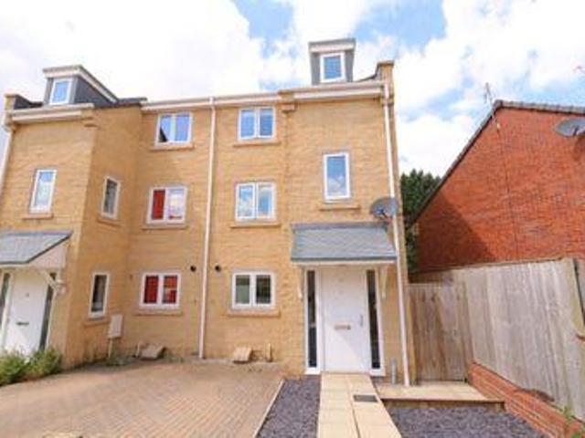 3 Bedrooms for sale in Viner Way, Hyde SK14