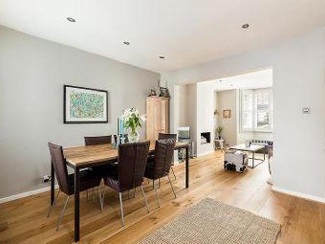 3 Bedrooms for sale in Waldeck Road, London W4