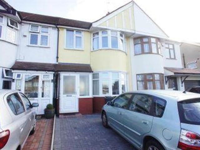 3 Bedrooms for sale in Waltham Way, London E4