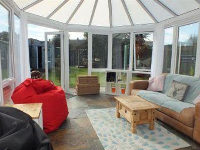 3 Bedrooms for sale in Wantage Gardens, Little Paxton, St. Neots PE19