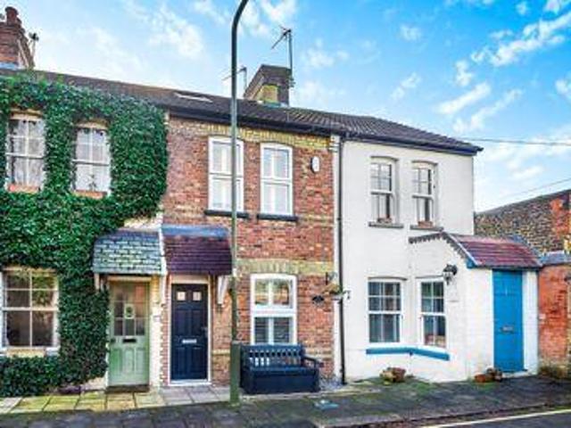 3 Bedrooms for sale in West End Lane, Barnet EN5