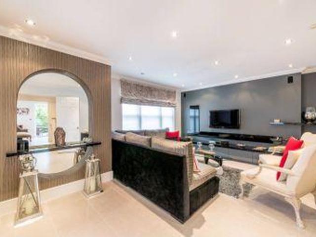 3 Bedrooms for sale in Wetherley Court, Highgate N6