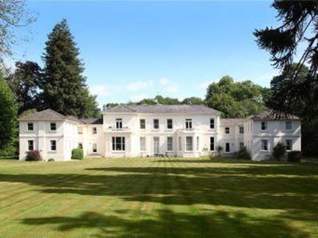 3 Bedrooms for sale in Wexham Place, Framewood Road, Wexham, Slough SL2