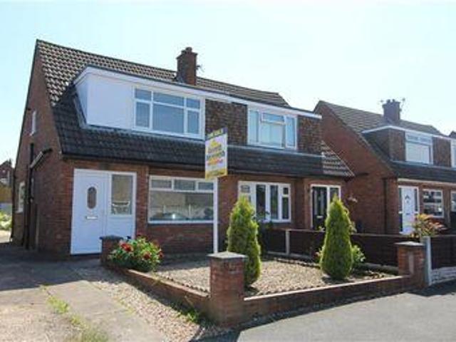 3 Bedrooms for sale in Whitendale Drive, Preston PR5