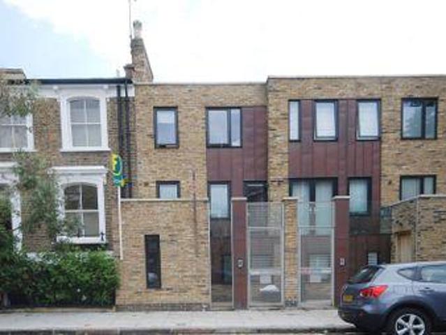 3 Bedrooms for sale in Wolsey Road, Islington N1