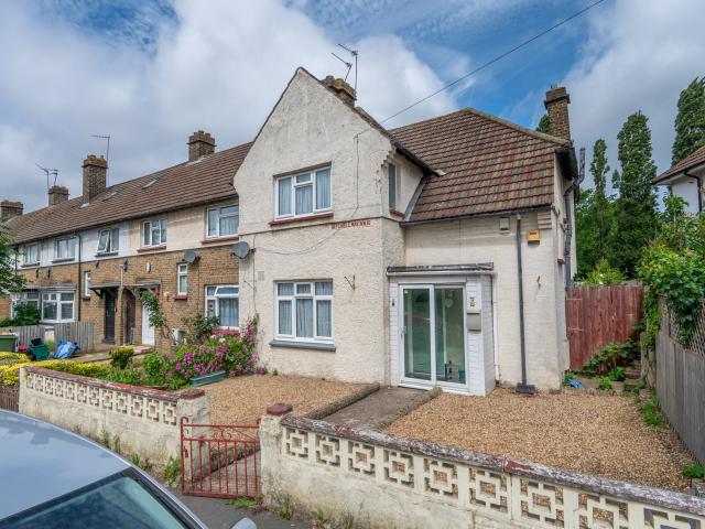 3 Bedrooms House end of terrace for Rent in Mitchell Way | Foxtons