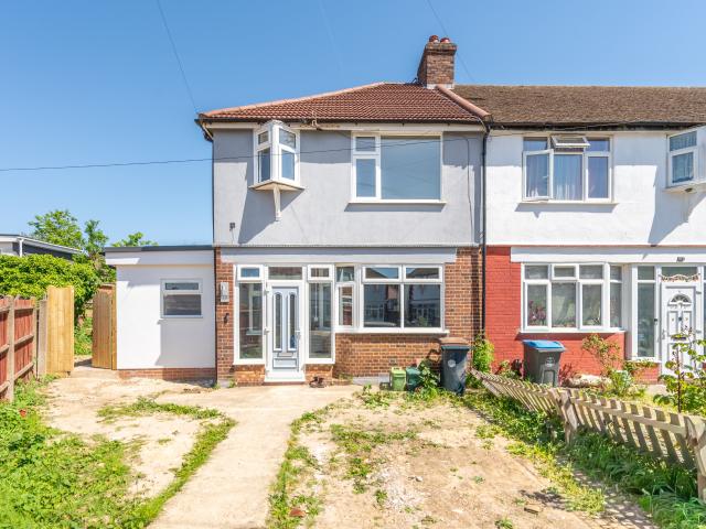 3 Bedrooms House end of terrace for Rent in Craigmur Park | Foxtons
