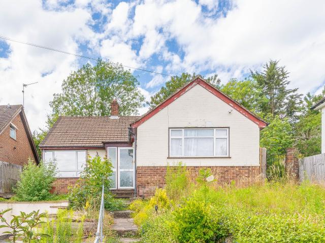 3 Bedrooms House end of terrace for Rent in Purley Bury Avenue | Foxtons