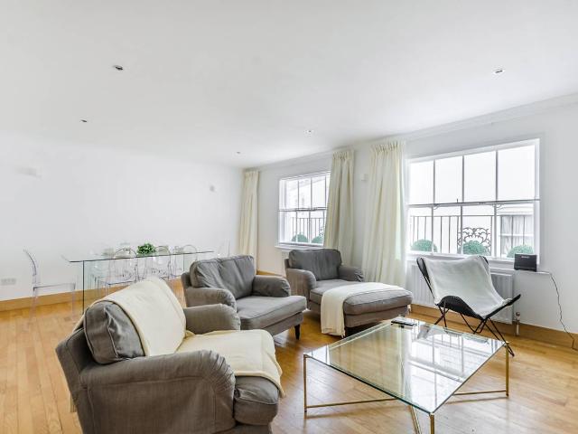 3 Bedrooms House for Rent in Clareville Street | Foxtons