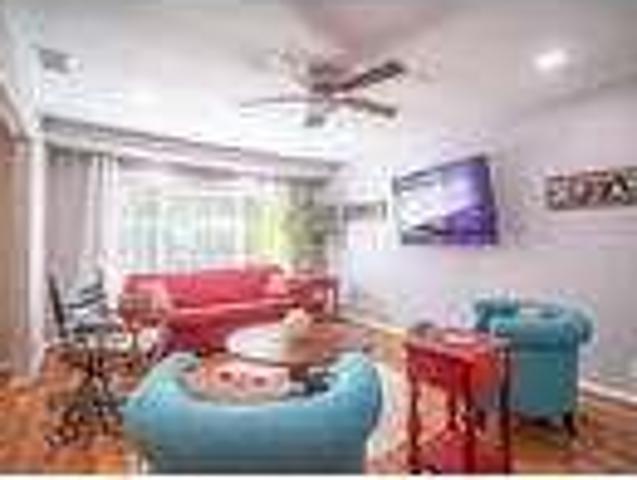 3 bedrooms House in Canton