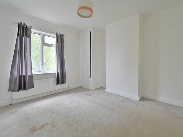 3 Bedrooms House terraced for Rent in Crofts Road | Foxtons