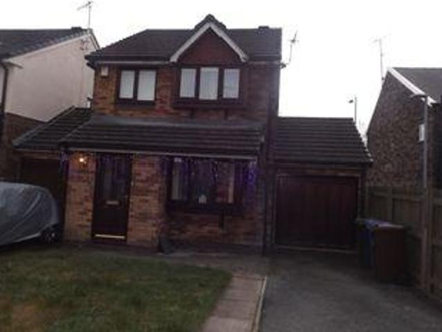 3 Bedrooms Link detached house for rent in Littlefields, Mottram SK14