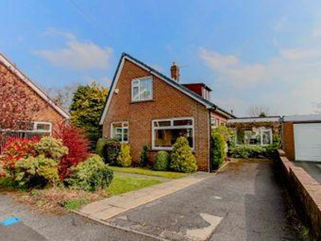 3 Bedrooms Link detached house for rent in Waingate Close, Rawtenstall, Rossendale BB4