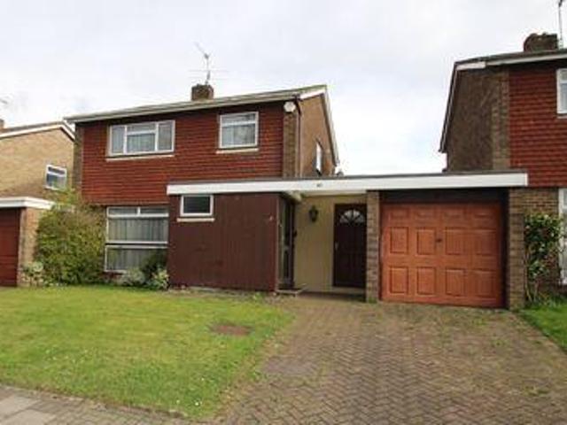 3 Bedrooms Link detached house for sale in Crofton Lane, Orpington BR5