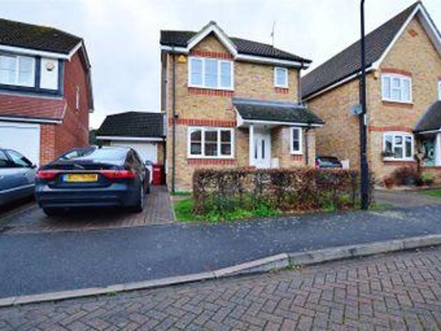 3 Bedrooms Link detached house for sale in Earls Lane, Cippenham, Slough SL1