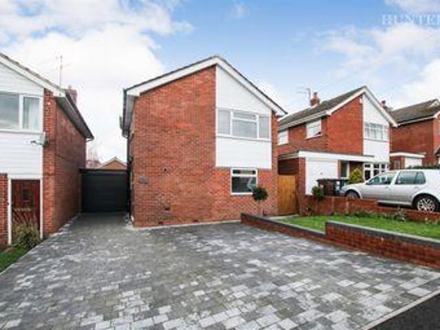 3 Bedrooms Link detached house for sale in High View Road, Endon ST9
