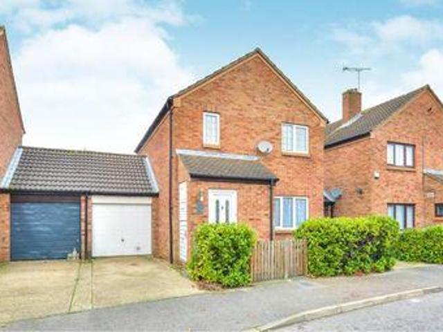 3 Bedrooms Link detached house for sale in Leopard Drive, Pennyland, Milton Keynes, Bucks MK15